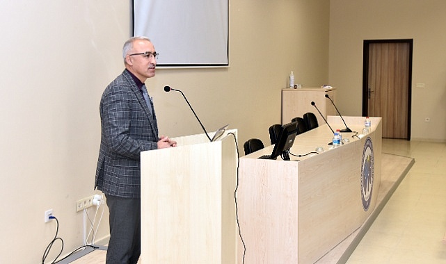 REKTÖR KARAMAN'DAN 'NURETTİN TOPÇU'NUN DÜŞÜNCE DÜNYASI' KONULU ...